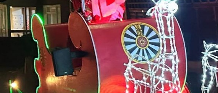 Orchard Primary & Pre-School - Pershore Round Table Santa Sleigh